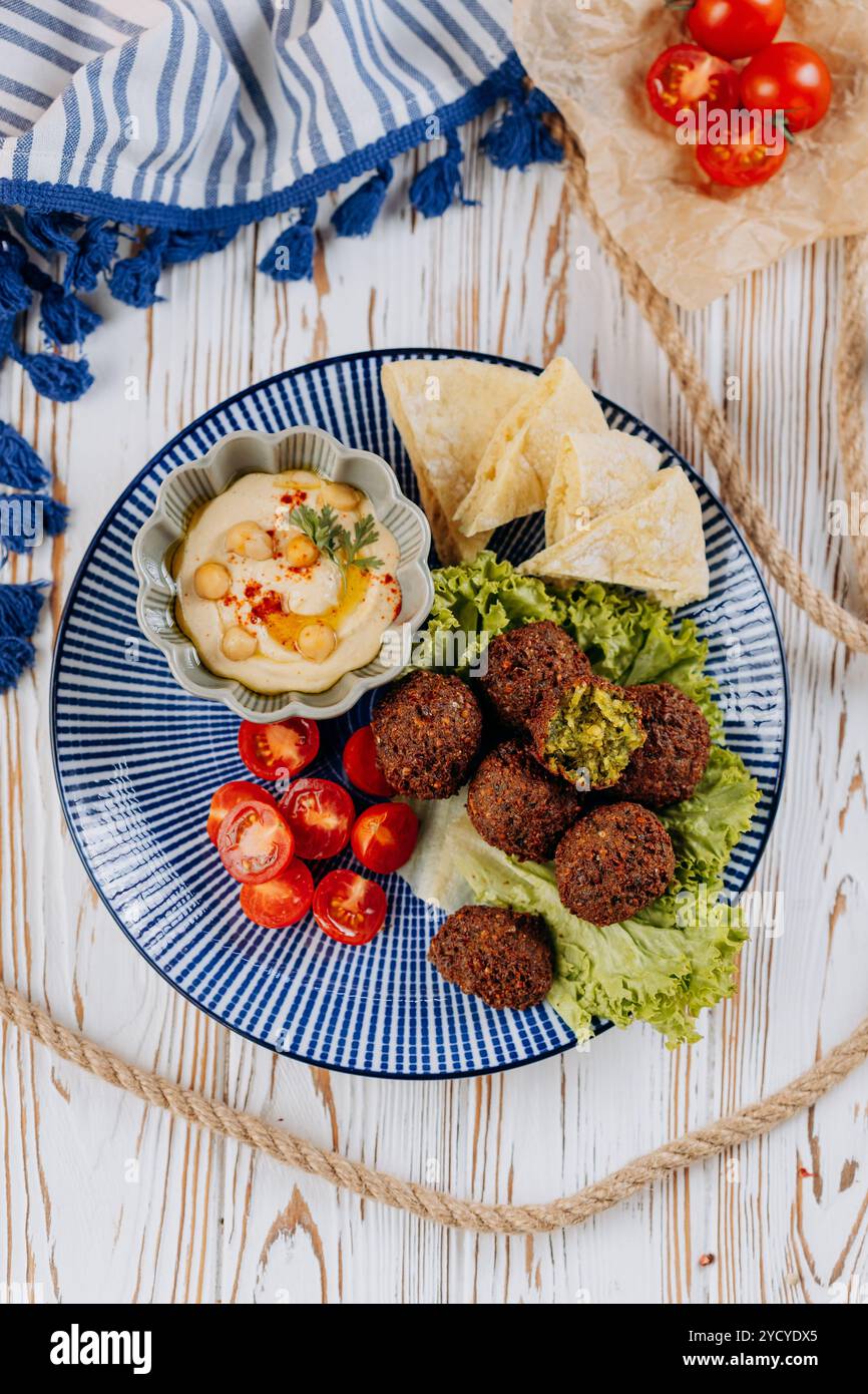 Falafelballs hi-res stock photography and images - Alamy
