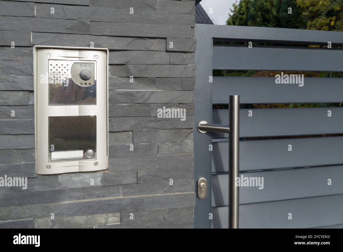 Sleek metal handle hi-res stock photography and images - Alamy