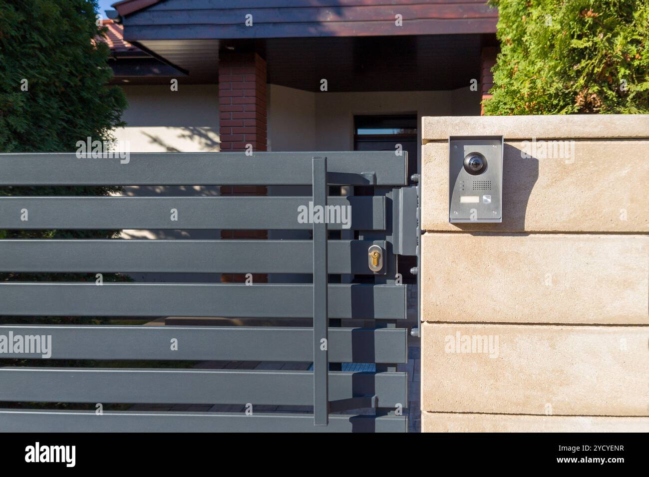 Intercom gate hi-res stock photography and images - Alamy