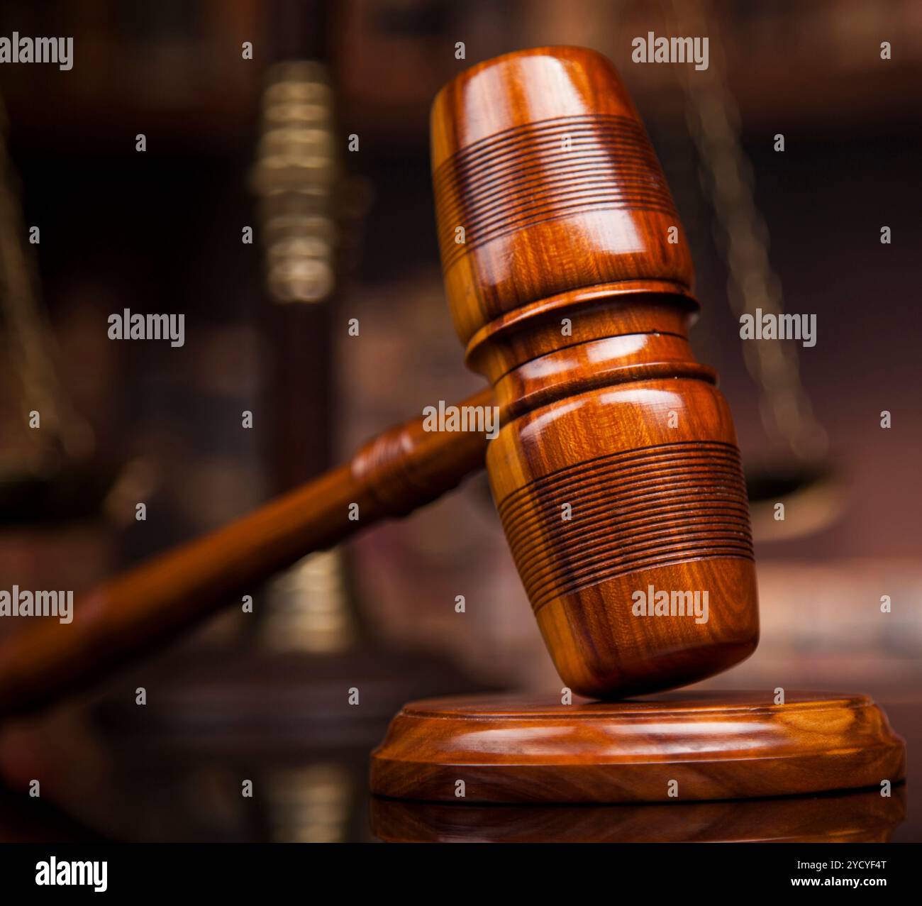 Law books, mallet of the judge, Courtroom background Stock Photo - Alamy