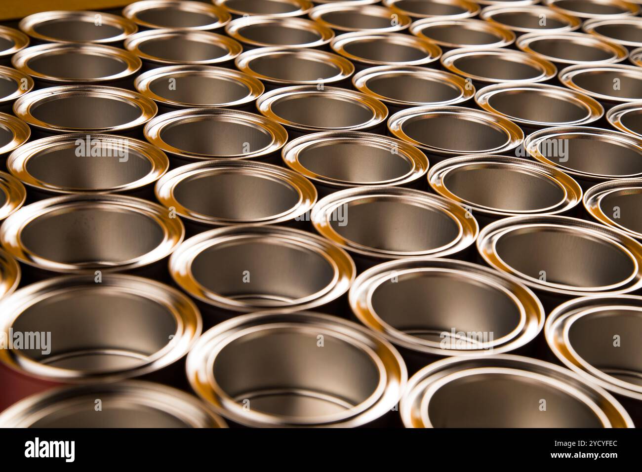 Metal paint palette hi-res stock photography and images - Alamy