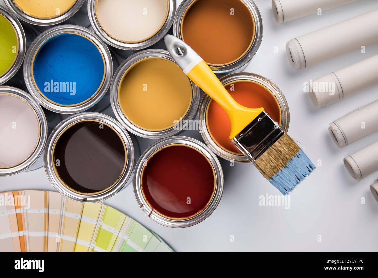Painting palette set brushes hi-res stock photography and images - Alamy