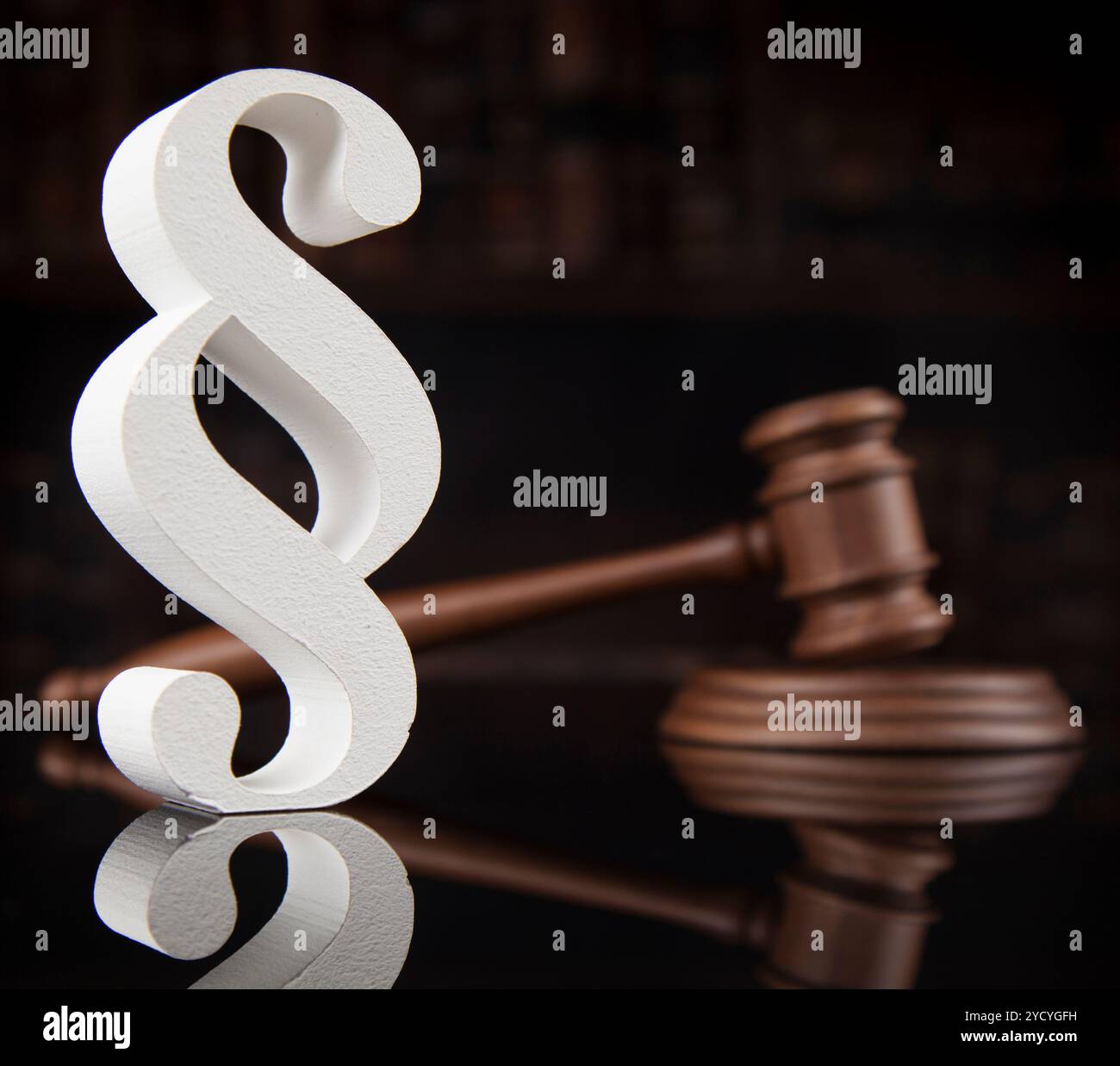 Court gavel,Law theme, mallet of justice, Paragraph, mirror background ...