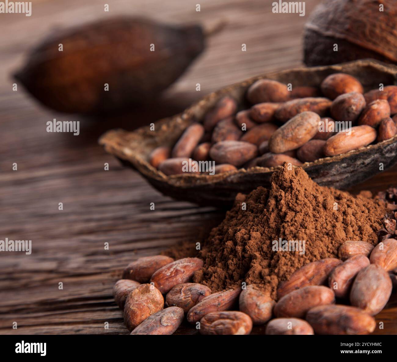 Cocoa powder nibs hi-res stock photography and images - Alamy