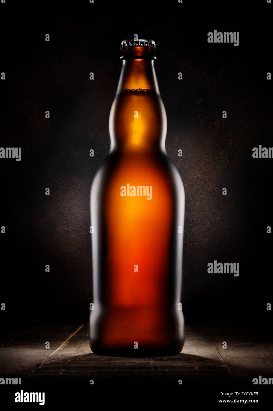 Bar rack and beer Stock Photo - Alamy