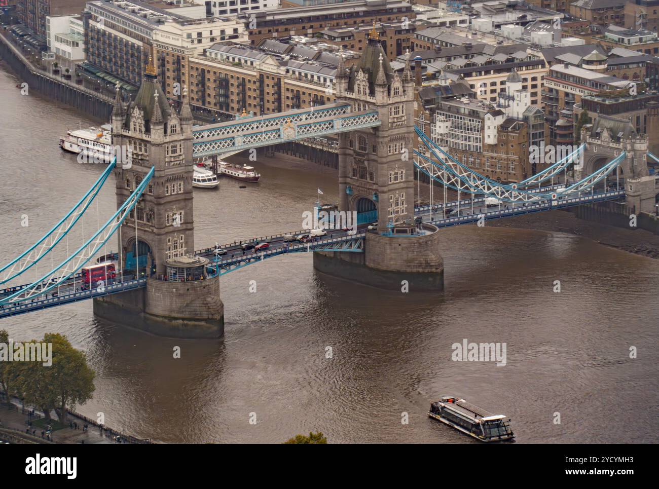 Aerial view of Tower Bridge over River Thames Stock Photo - Alamy
