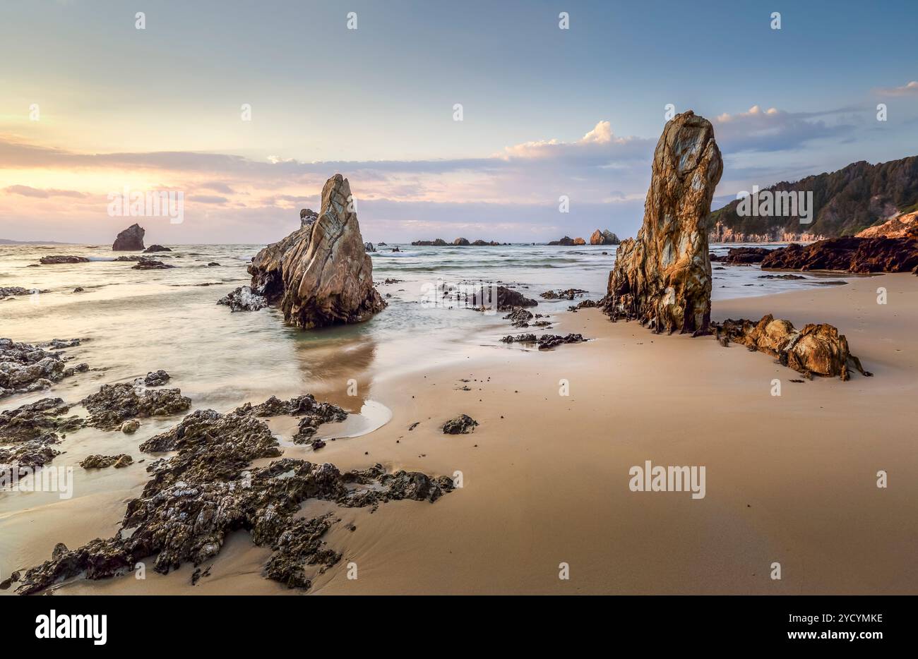 Early morning light on the sea hi-res stock photography and images - Alamy