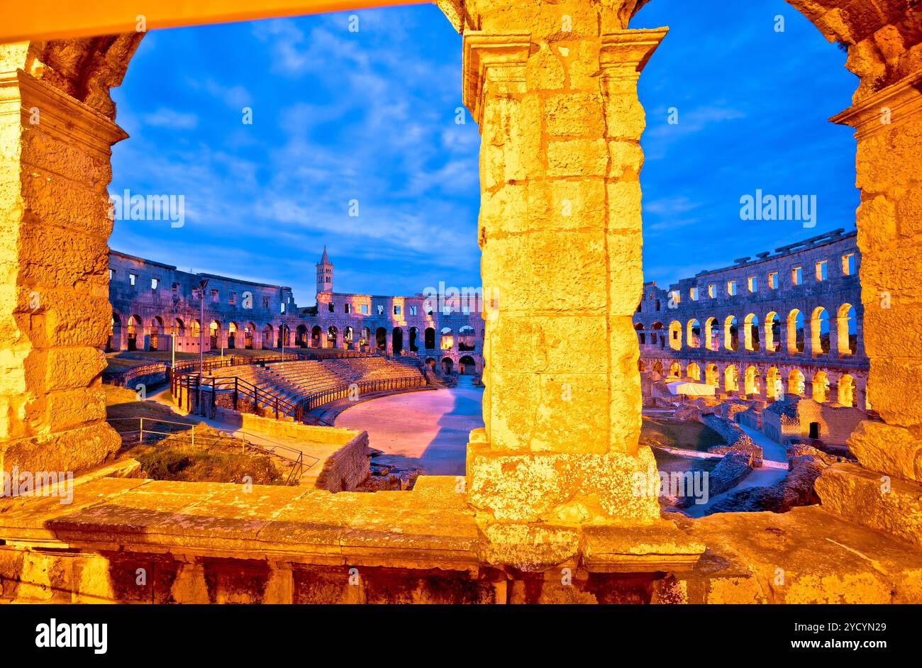 Amphiteater hi-res stock photography and images - Alamy