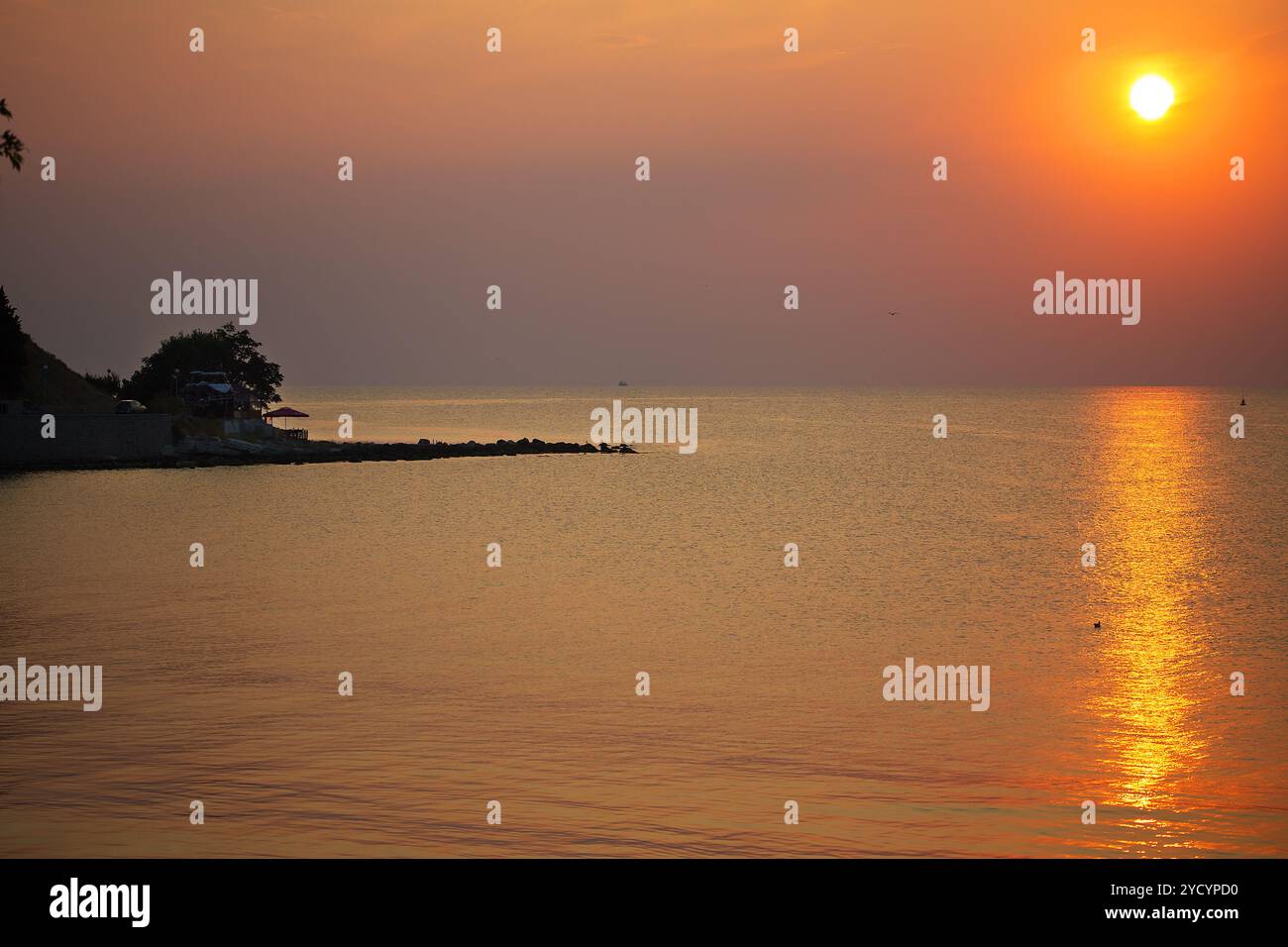 Beautiful sunset sea bulgaria hi-res stock photography and images - Alamy