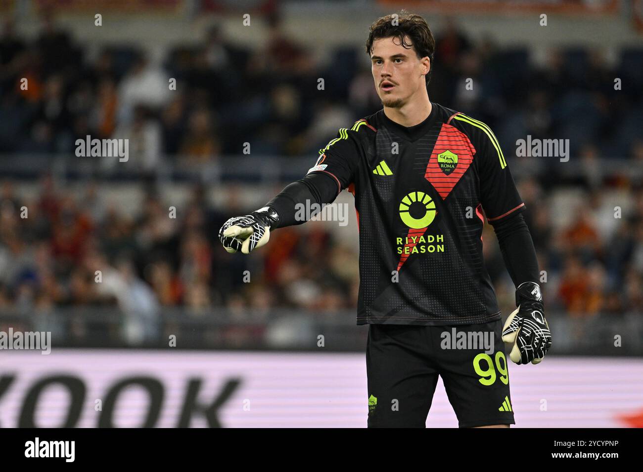 Mile Svilar of A.S. Roma during the UEFA Europa League 2024/25 League ...