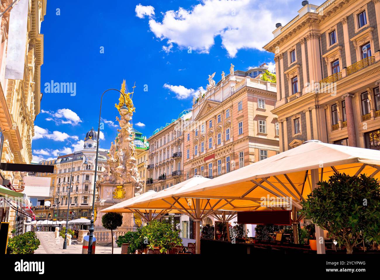 Historic architecture square in Vienna view Stock Photo - Alamy