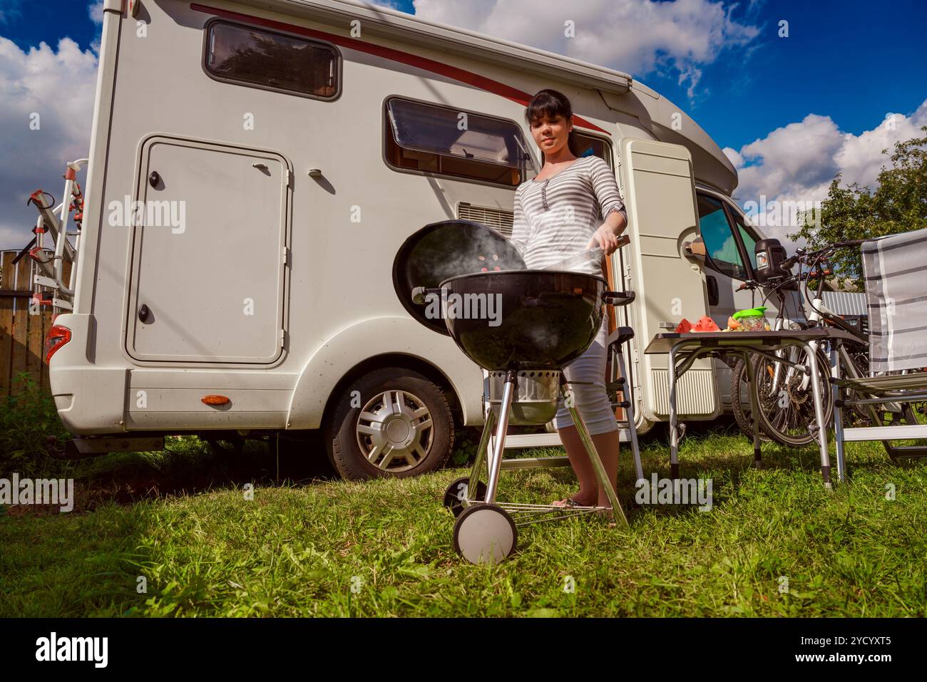 Lifestyle family caravan] hi-res stock photography and images - Alamy