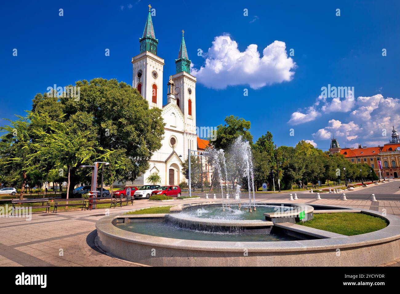 Fountain in church square hi-res stock photography and images - Alamy