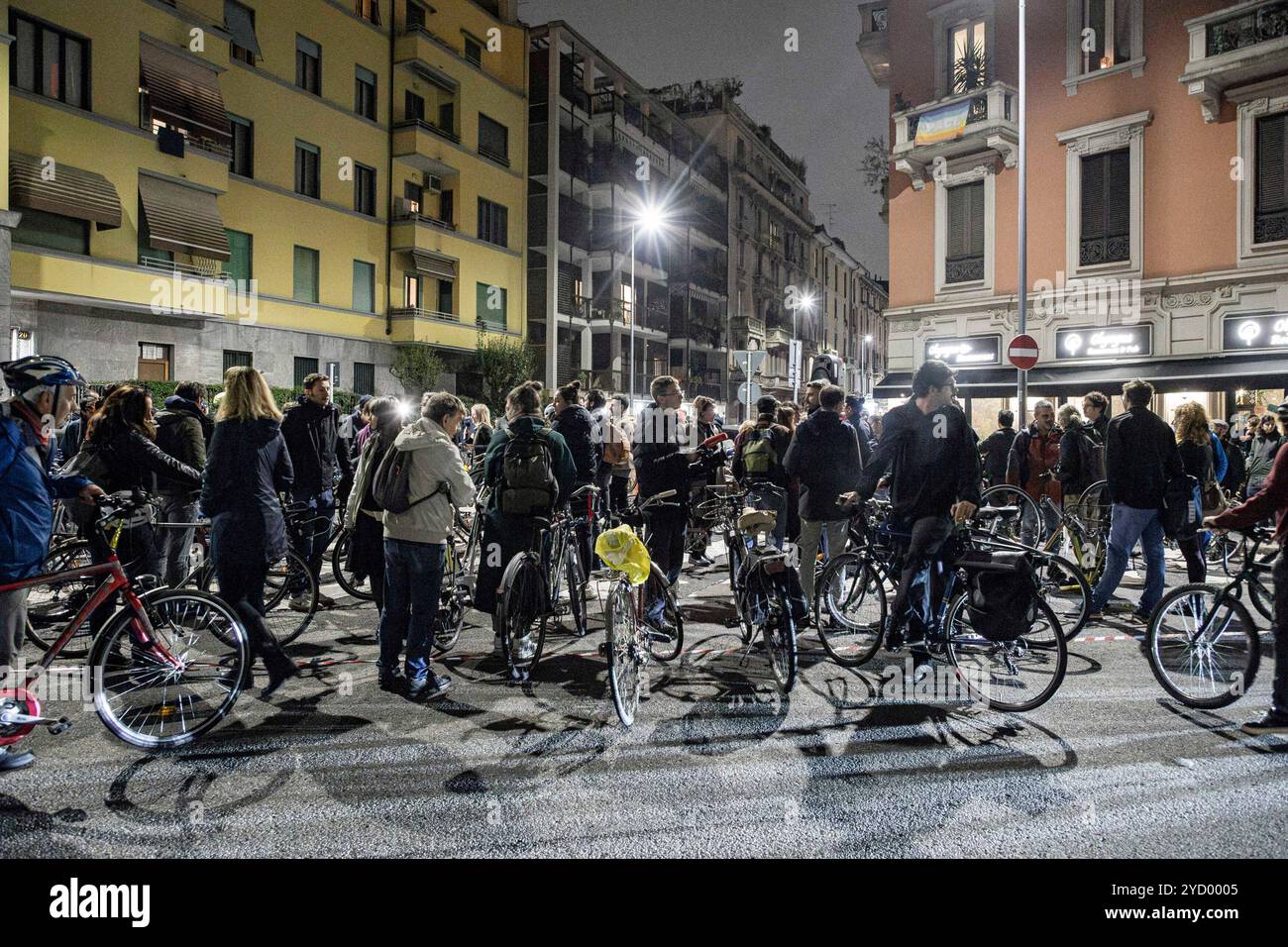 Milano, Italia. 24th Oct, 2024. Presidio Ciao Francesco aprire la ...