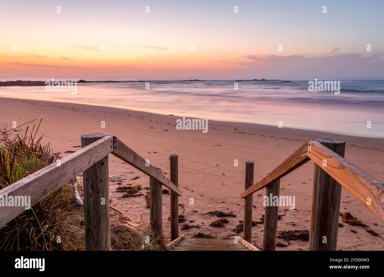 Sandy stairs to beach hi-res stock photography and images - Alamy