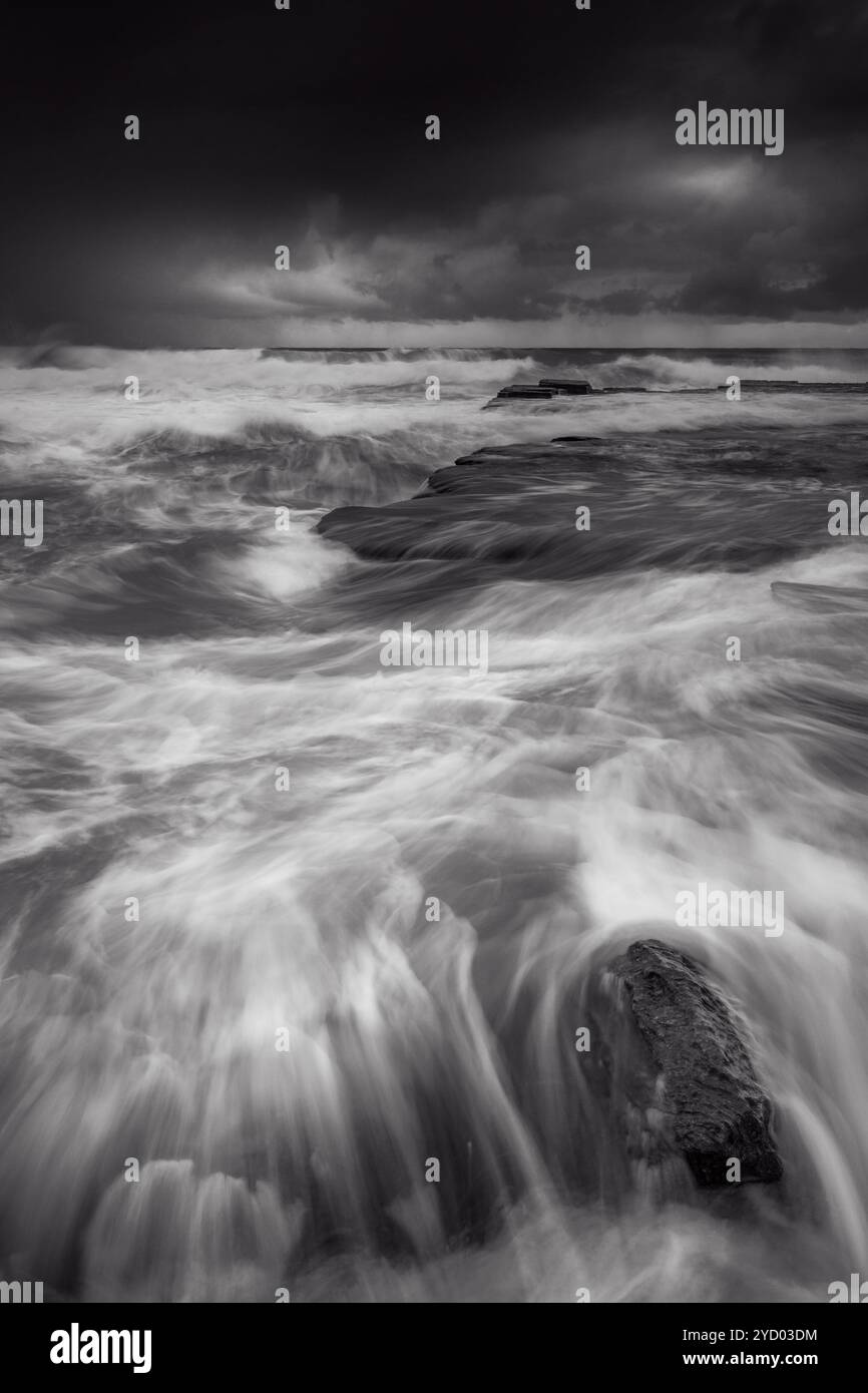 Coastal motion hi-res stock photography and images - Alamy