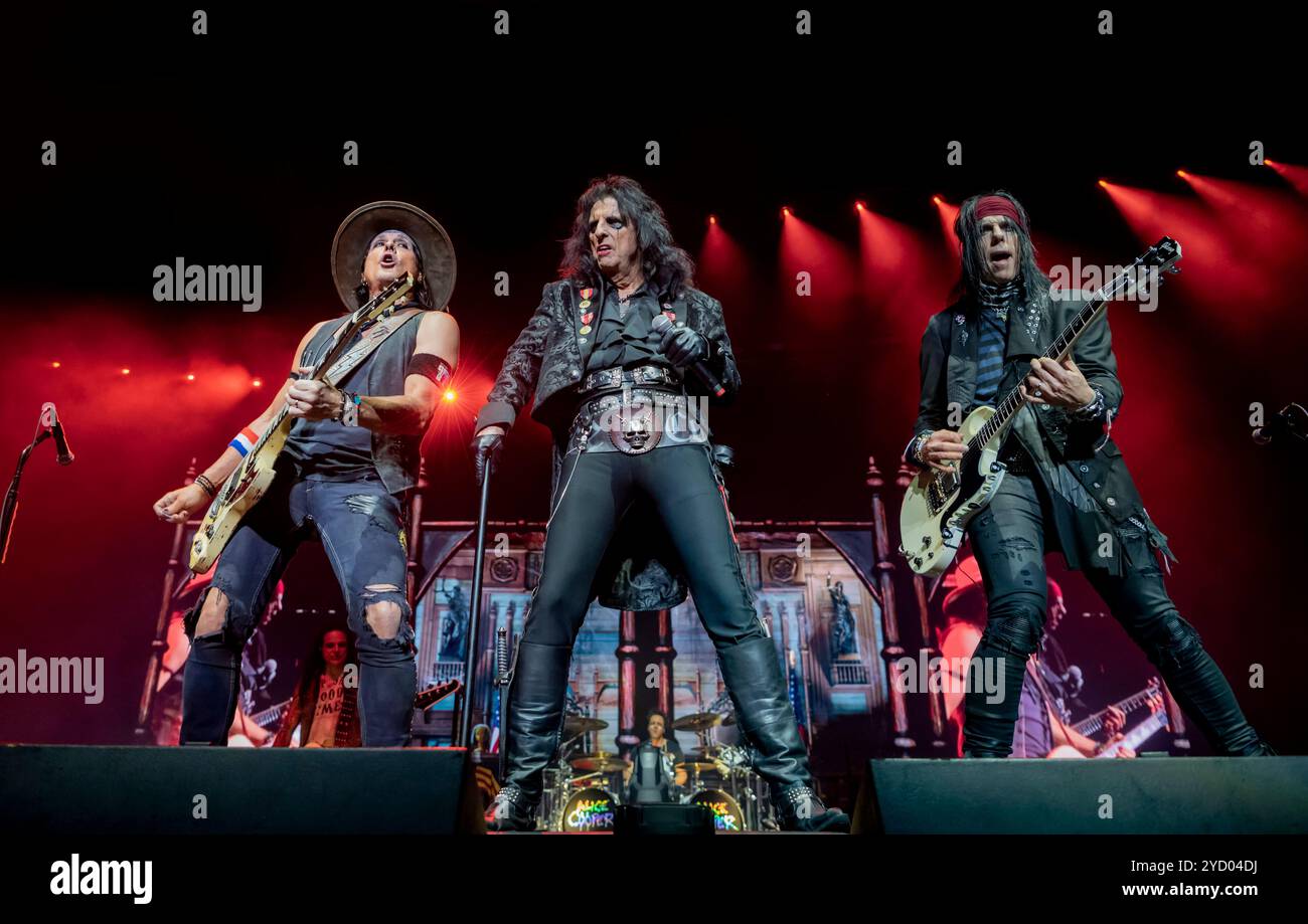 Alice Cooper live in concert at Birmingham Utilita Arena, 'Too Close ...