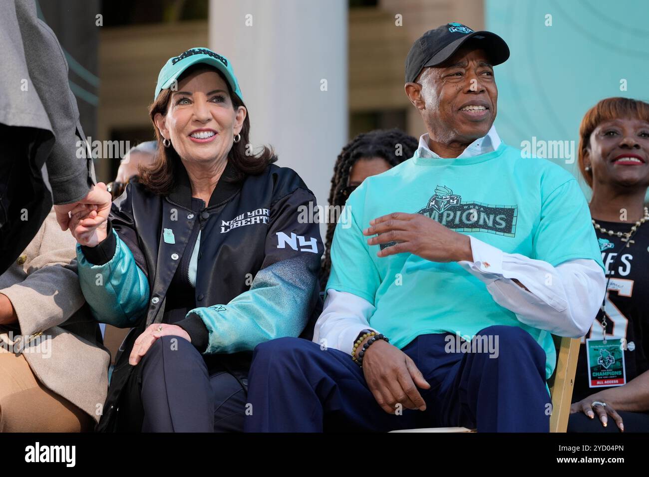New York mayor Eric Adams, right, and New York governor Kathy Hochul ...