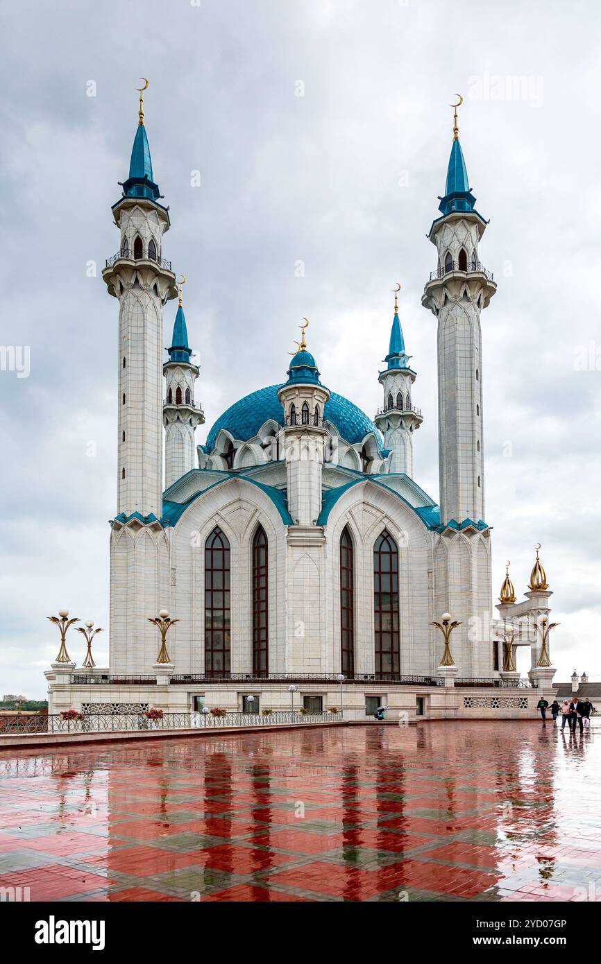Famous Kul Sharif mosque at the Kazan Kremlin Stock Photo - Alamy