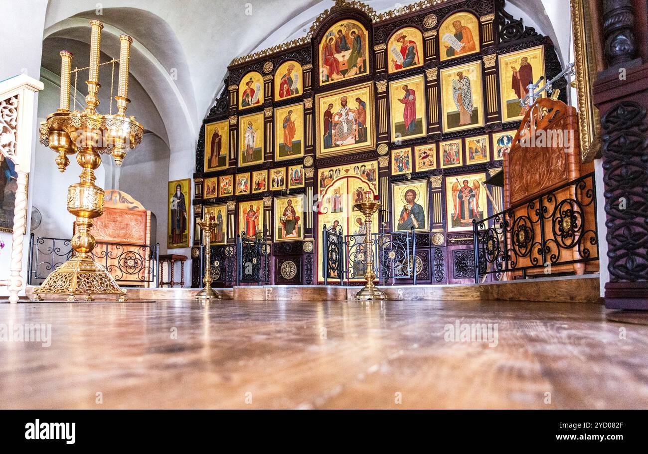 Orthodox iconostasis hi-res stock photography and images - Alamy