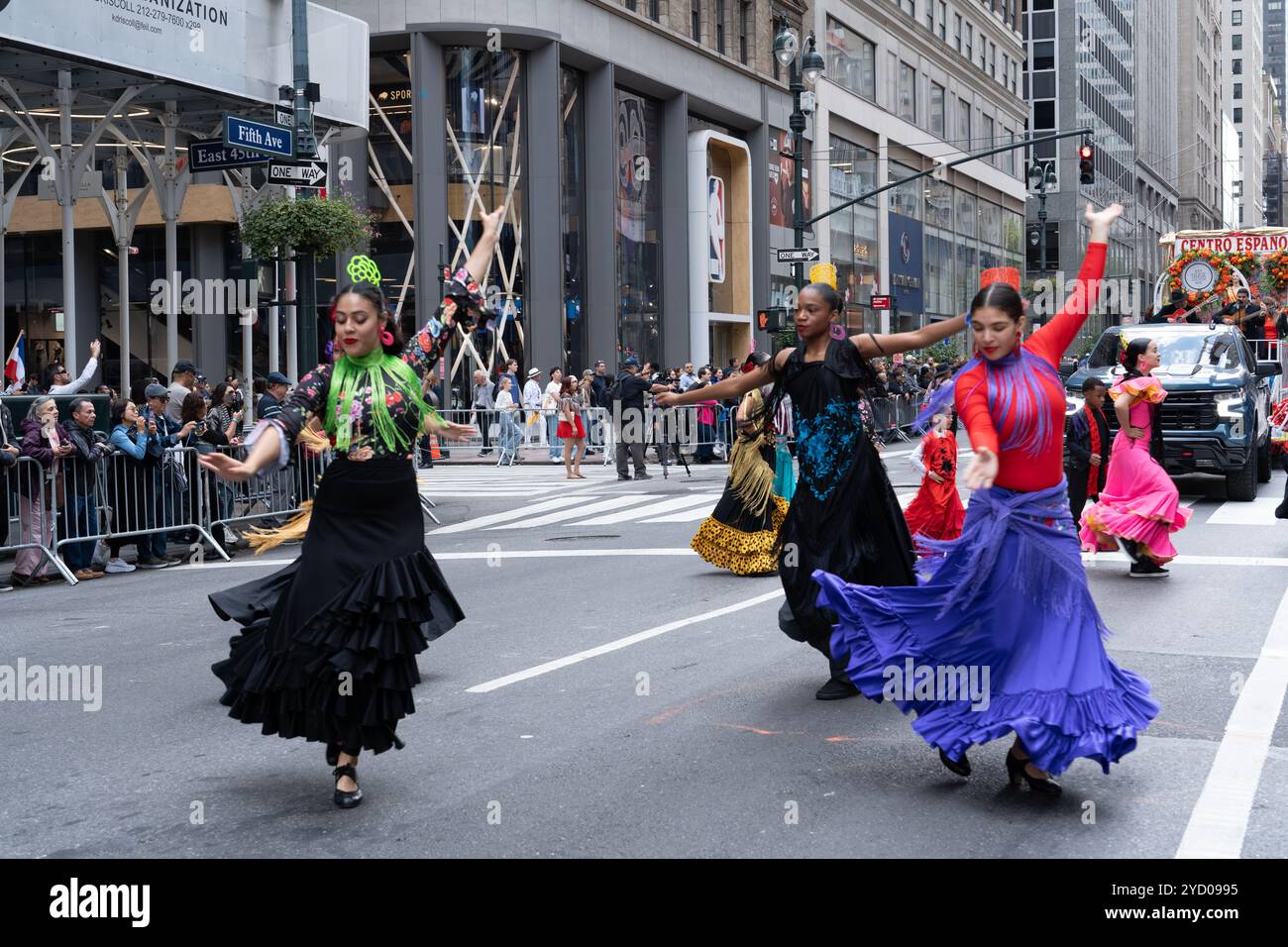 2024 International Hispanic Day Parade on 5th Avenue in New York City ...