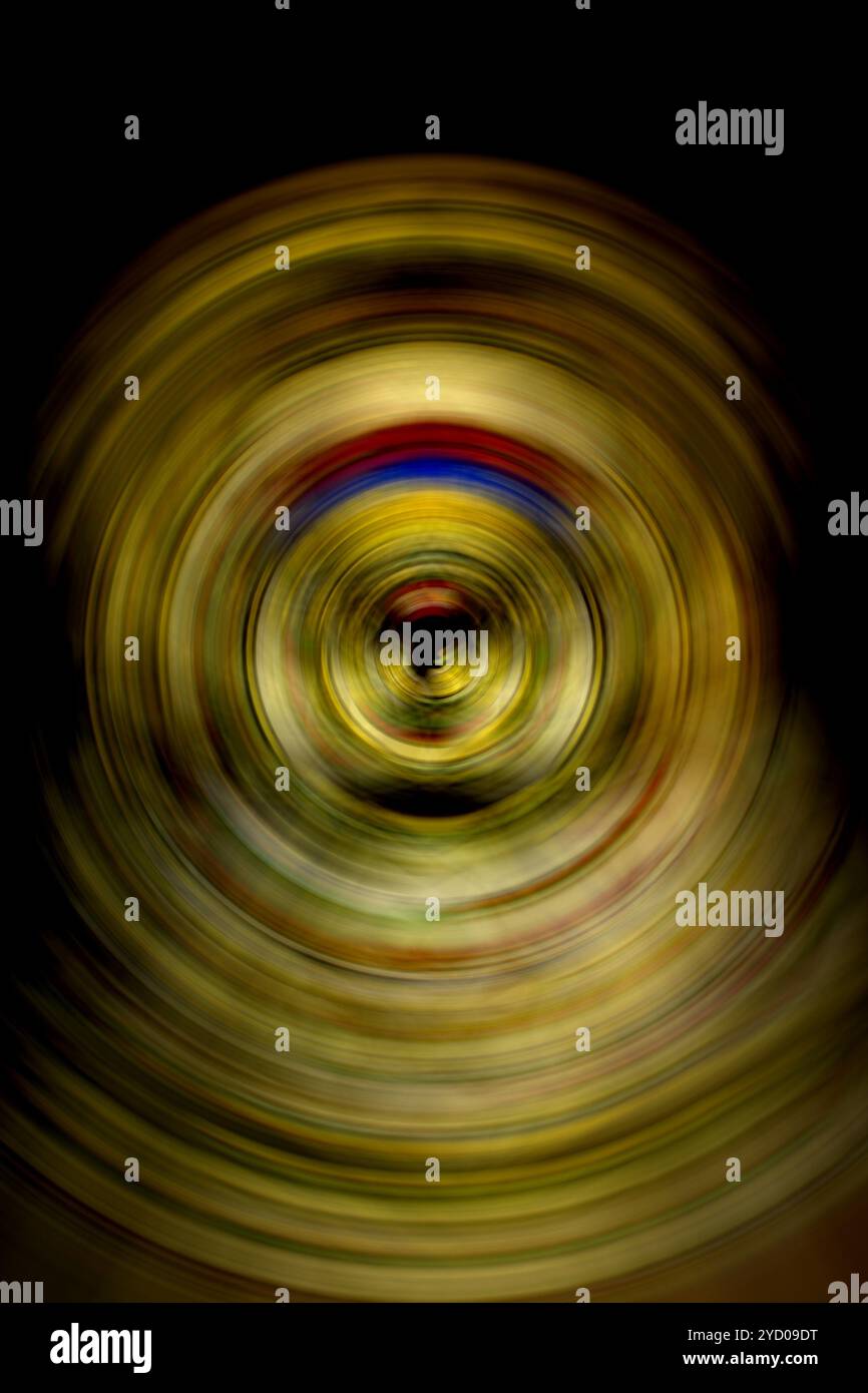 Spinning gold rings hi-res stock photography and images - Alamy