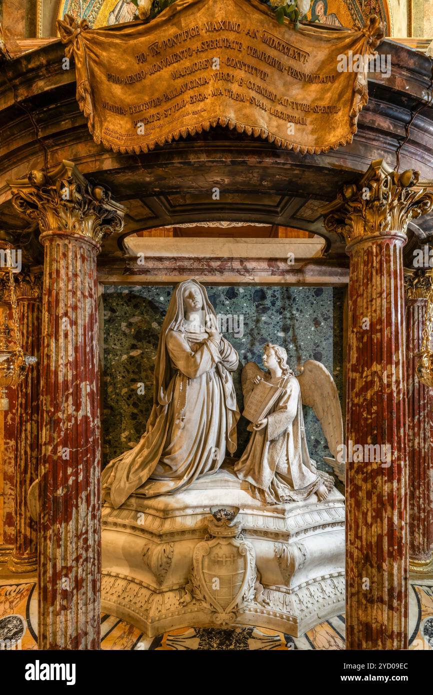 Altar of Confession designed by Bernini, Basilica of Santa Maria Nova ...