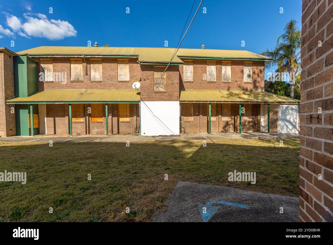 Abandoned building of Peat Island Asylum Stock Photo - Alamy