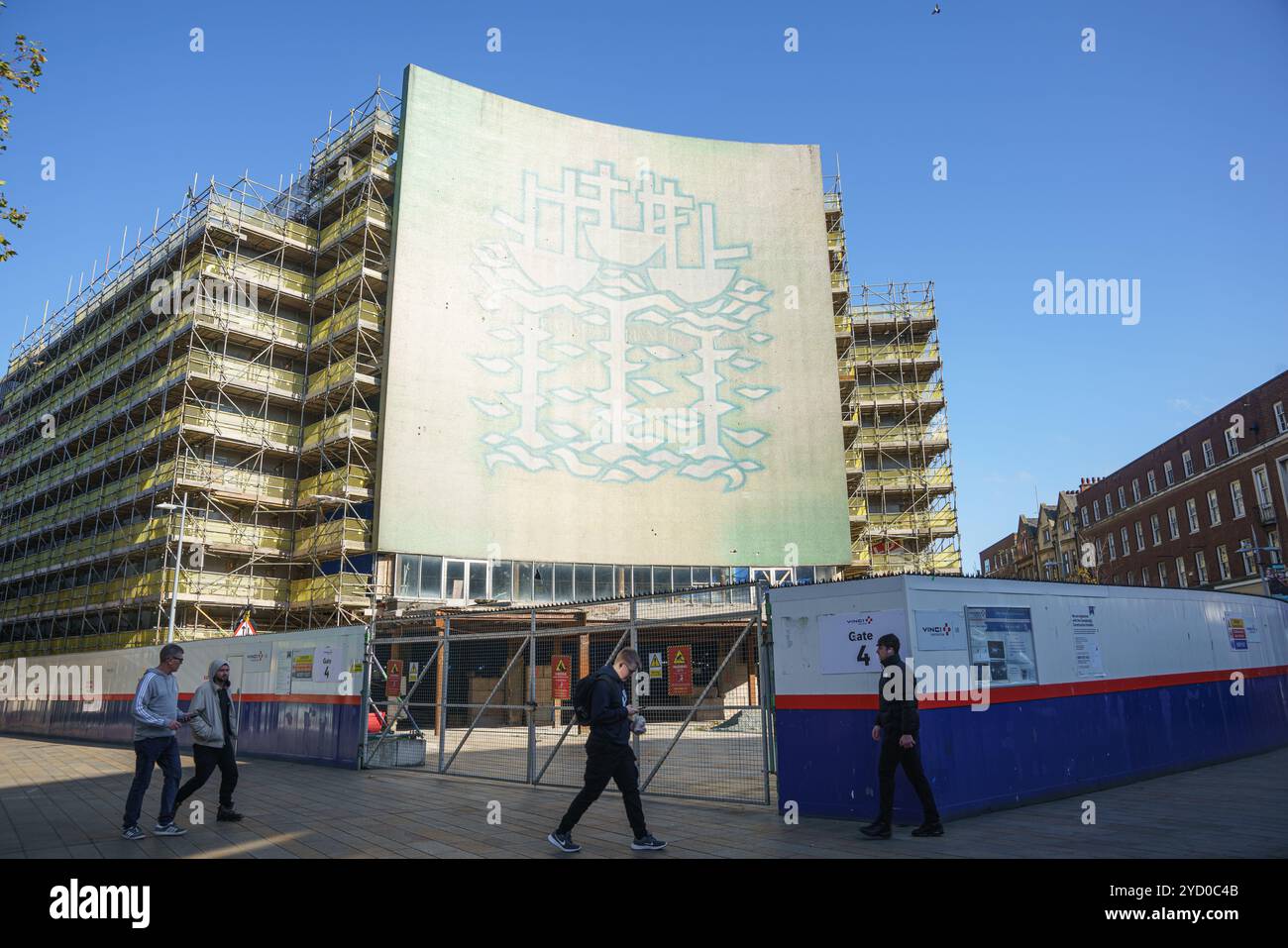 The Alan Boyson mural 'The Three Ships', a mosaic made from Italian ...