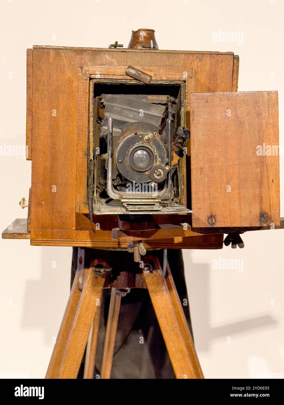 Antique bellows camera in wooden case in white background Stock Photo ...