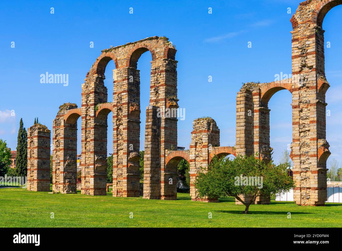 Acueducto De Los Milagros, Aqueduct of Miracles, Merida, Estremadura ...