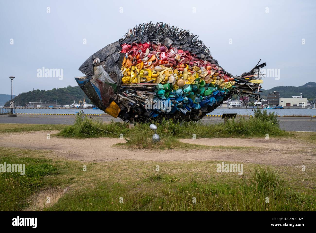 Fish Shaped Sculpture made of Recycled Rubbish by Yodogawa Technique on ...