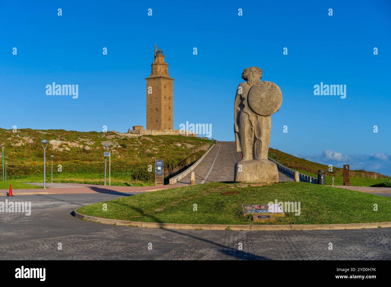 Spain galicia tower hercules statue hi-res stock photography and images ...