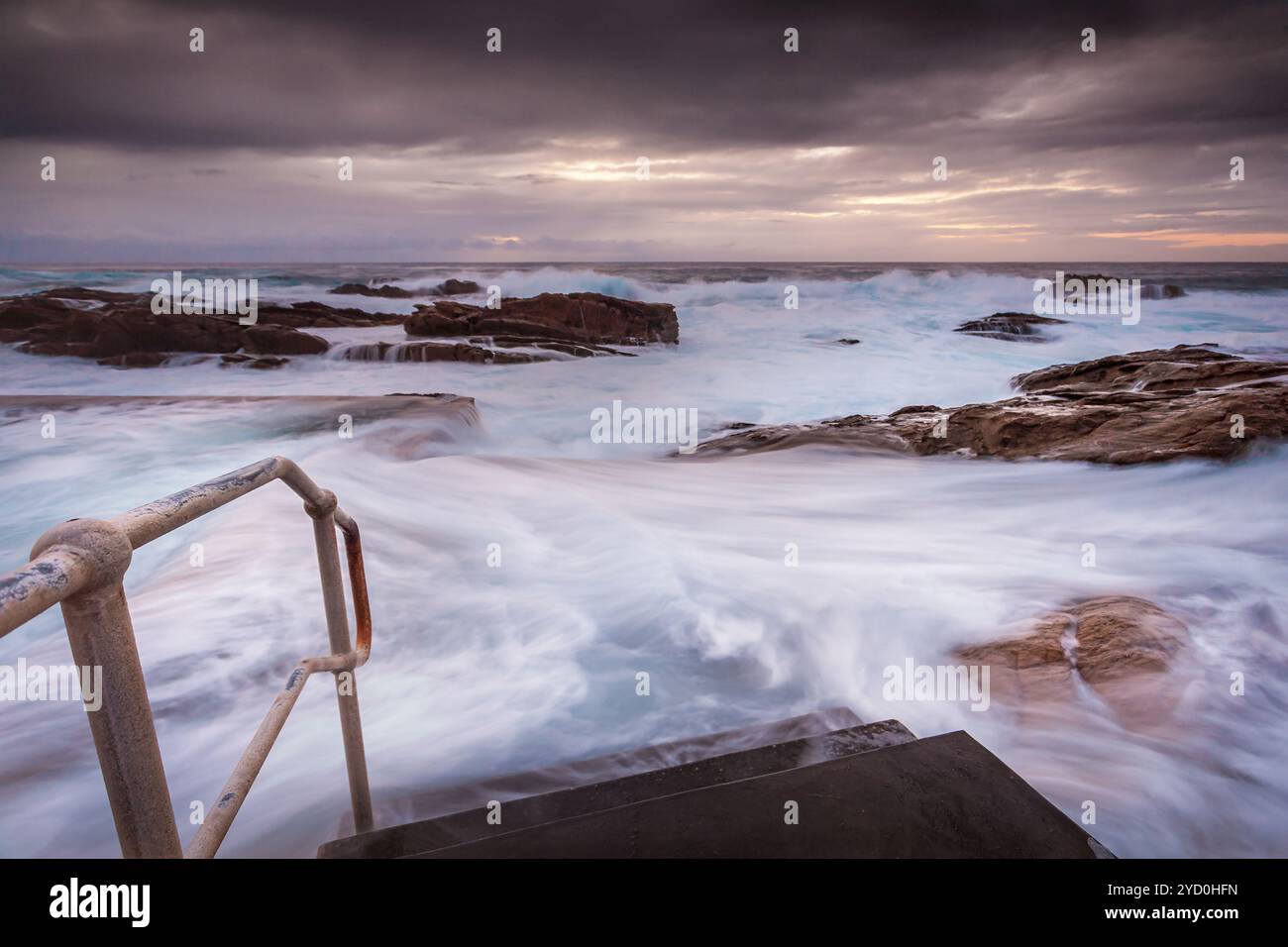 Steps in water overflow hi-res stock photography and images - Alamy