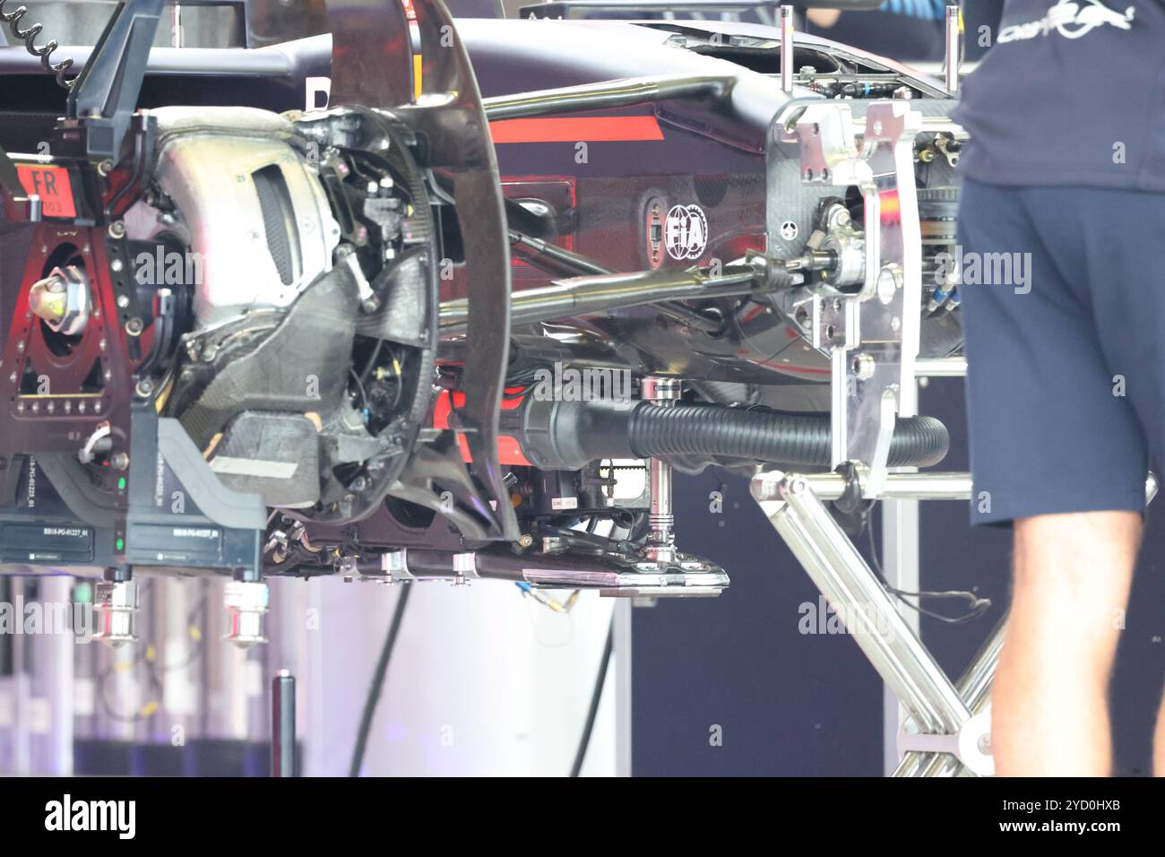 Red Bull Racing RB20, mechanical detail of the T-tray and floor during ...