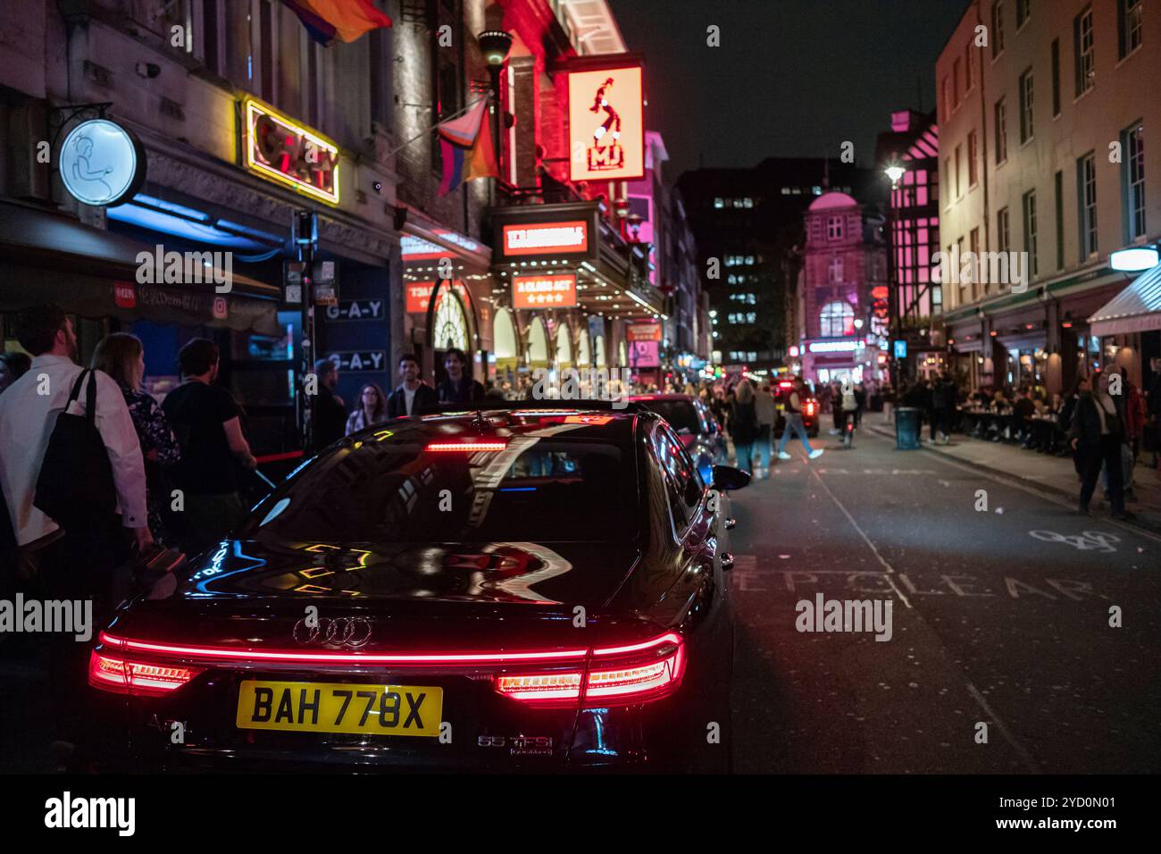 Theatre of life hi-res stock photography and images - Alamy