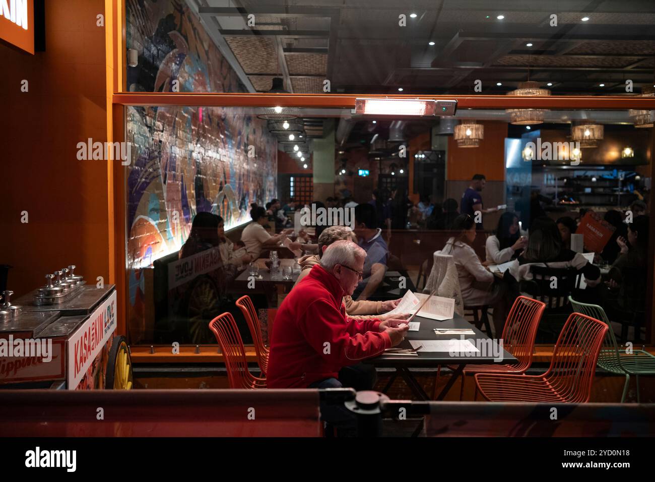 Philippine restaurant london hi-res stock photography and images - Alamy