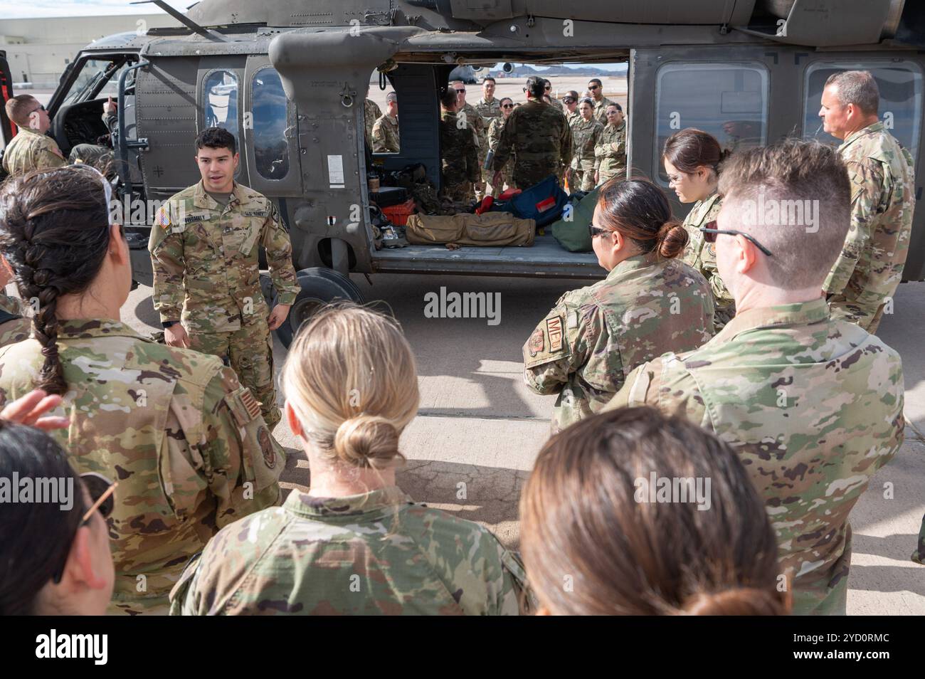 National guard citizen soldier hi-res stock photography and images - Alamy