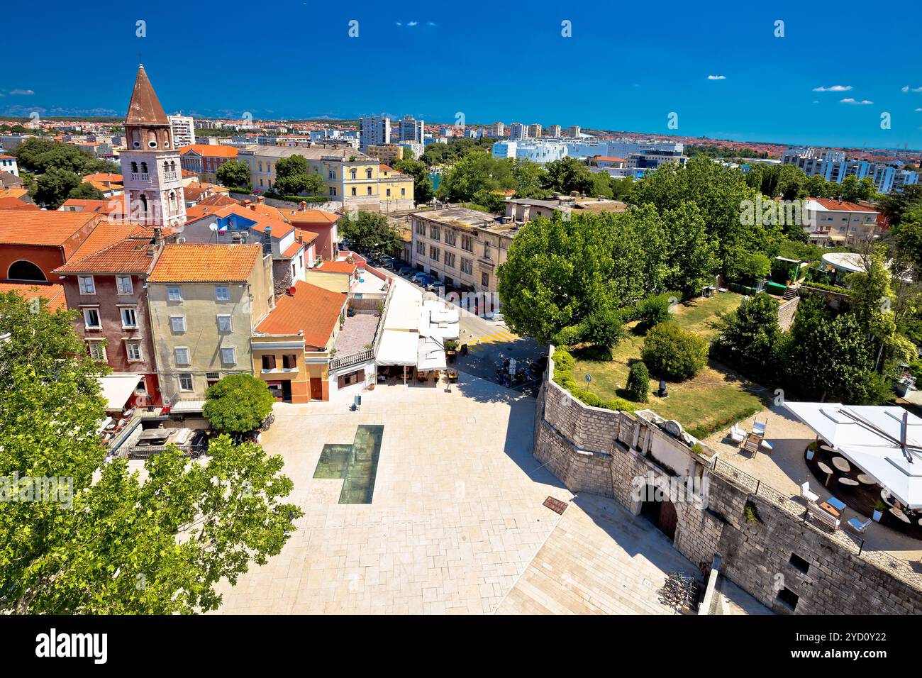 Europe landmarks aerial hi-res stock photography and images - Alamy