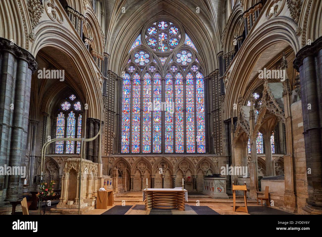 ©Phil Crow 2024 www.philcrow.comLincoln Cathedral Angel Choir was built ...