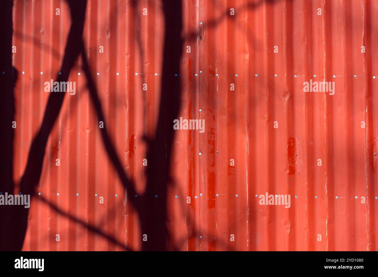 Corrugated wall with red door hi-res stock photography and images - Alamy