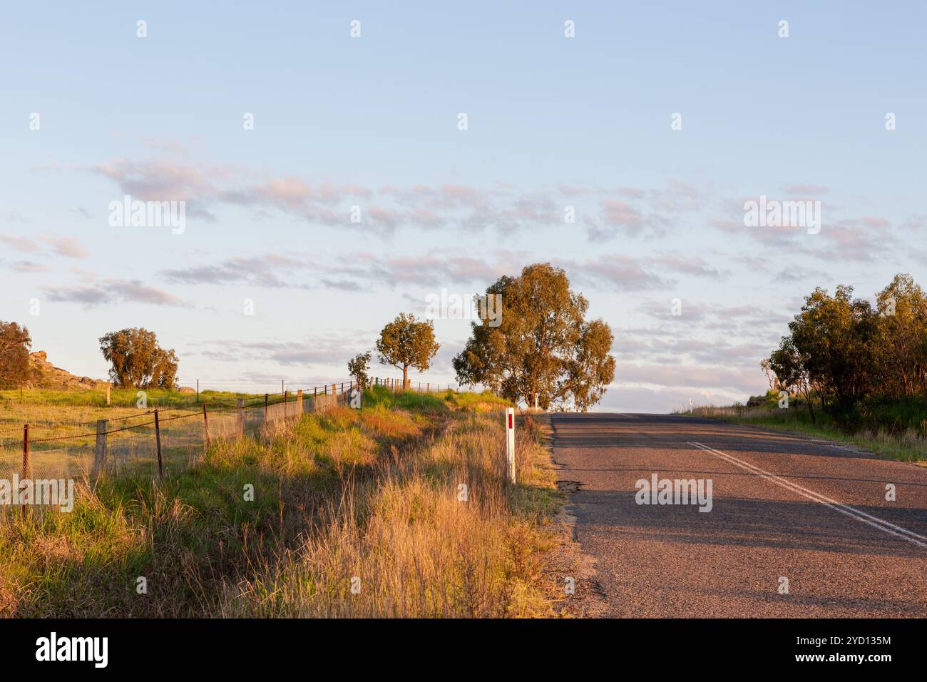 Sunny road hi-res stock photography and images - Alamy