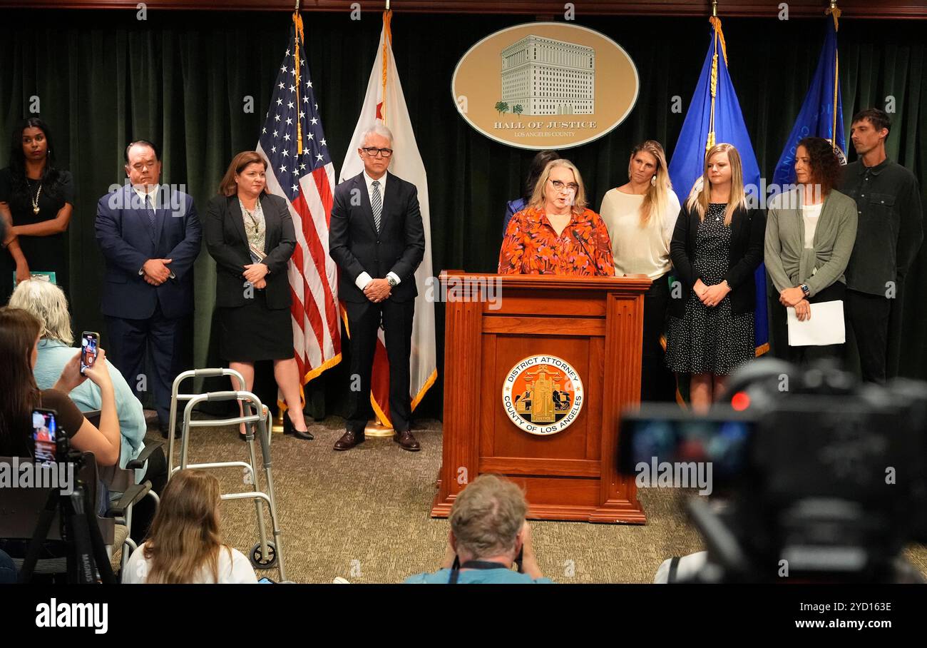 Members of the Menendez family thank Los Angeles County District ...