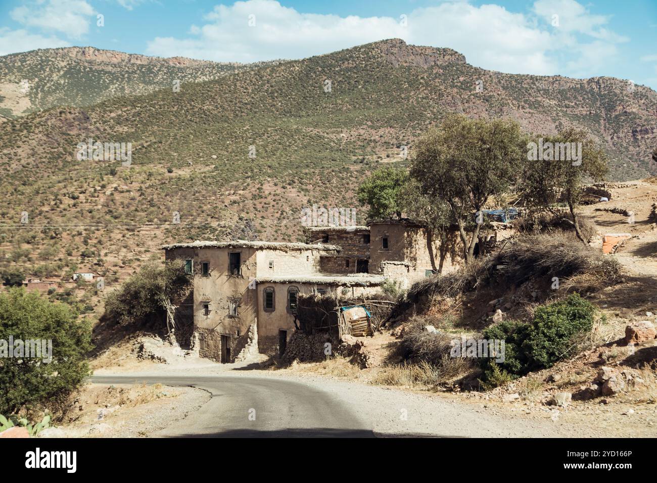 Discover the rich history of ancient architecture in Morocco, featuring ...