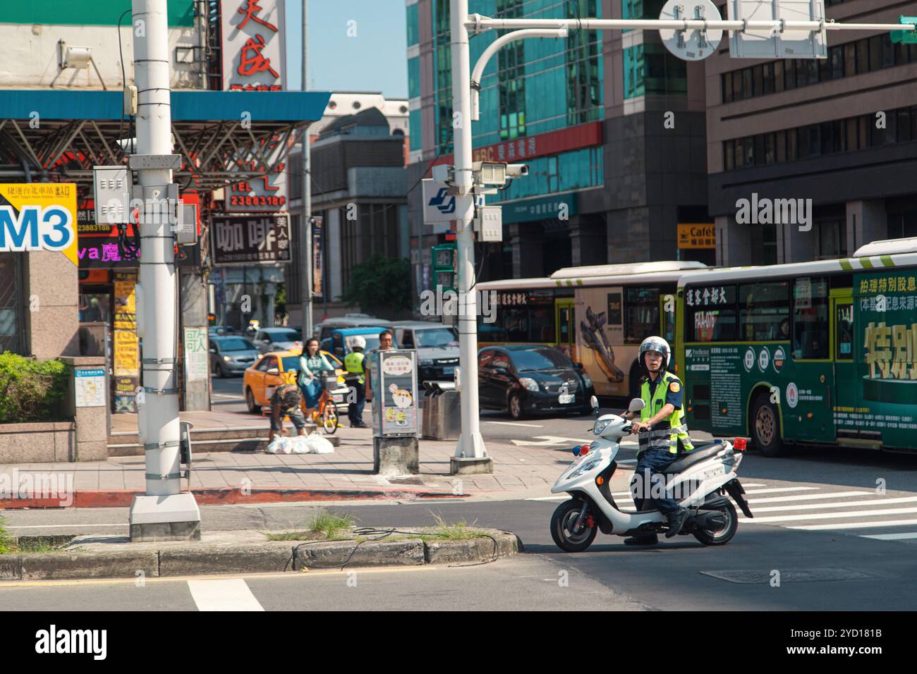 Taipei, Taiwan - October 10th 2019: Vibrant streets of Taipei capture ...
