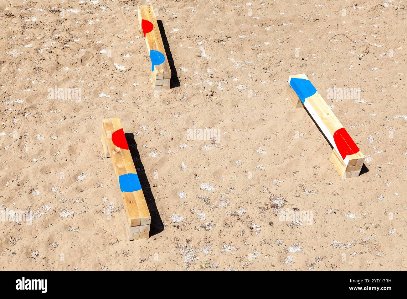 Vintage wood benches hi-res stock photography and images - Alamy