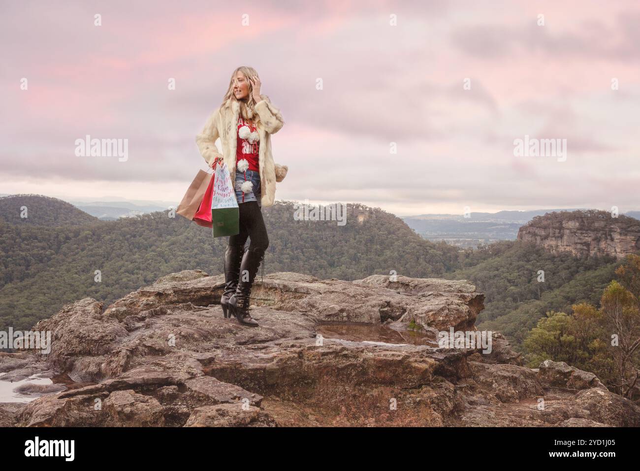 Christmas in July Christmas in Blue Mountains Stock Photo - Alamy
