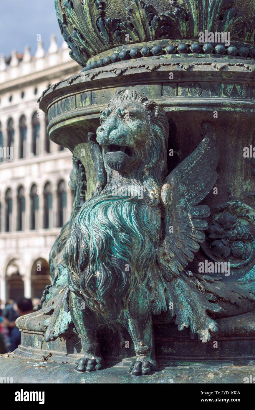 Venice lion sculpture Stock Photo - Alamy