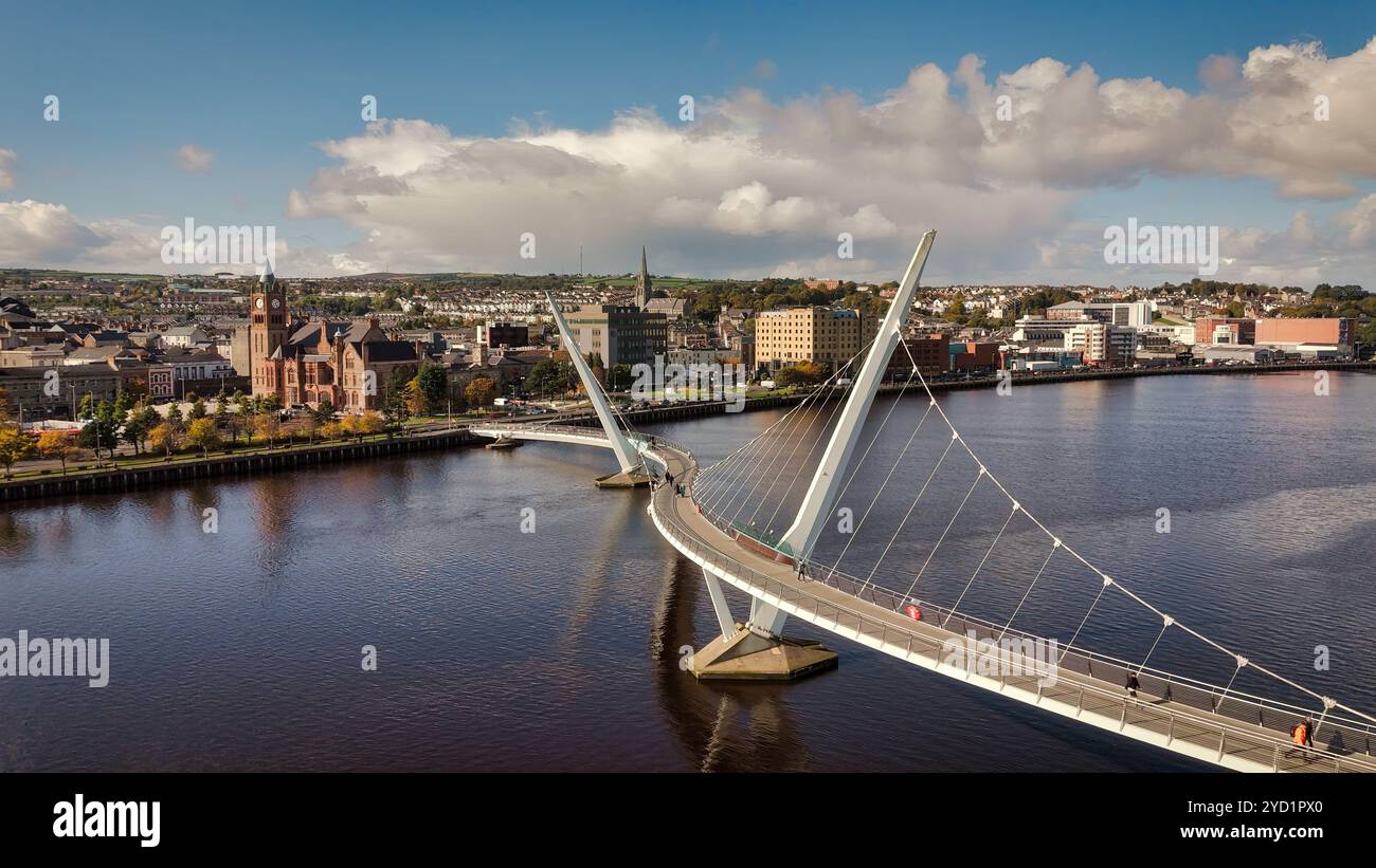 Derry city aerial view hi-res stock photography and images - Alamy