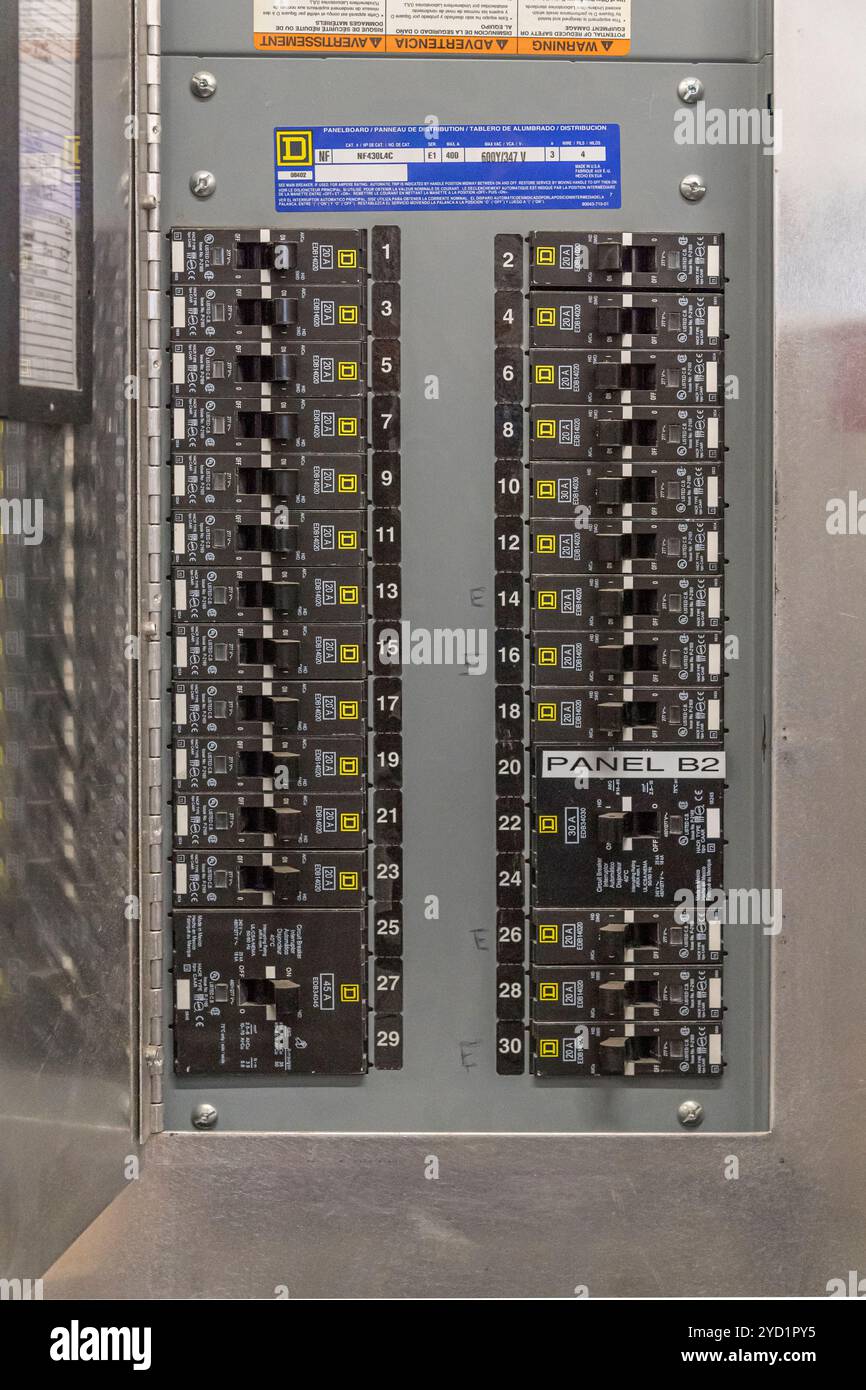 Circuit breaker hi-res stock photography and images - Alamy